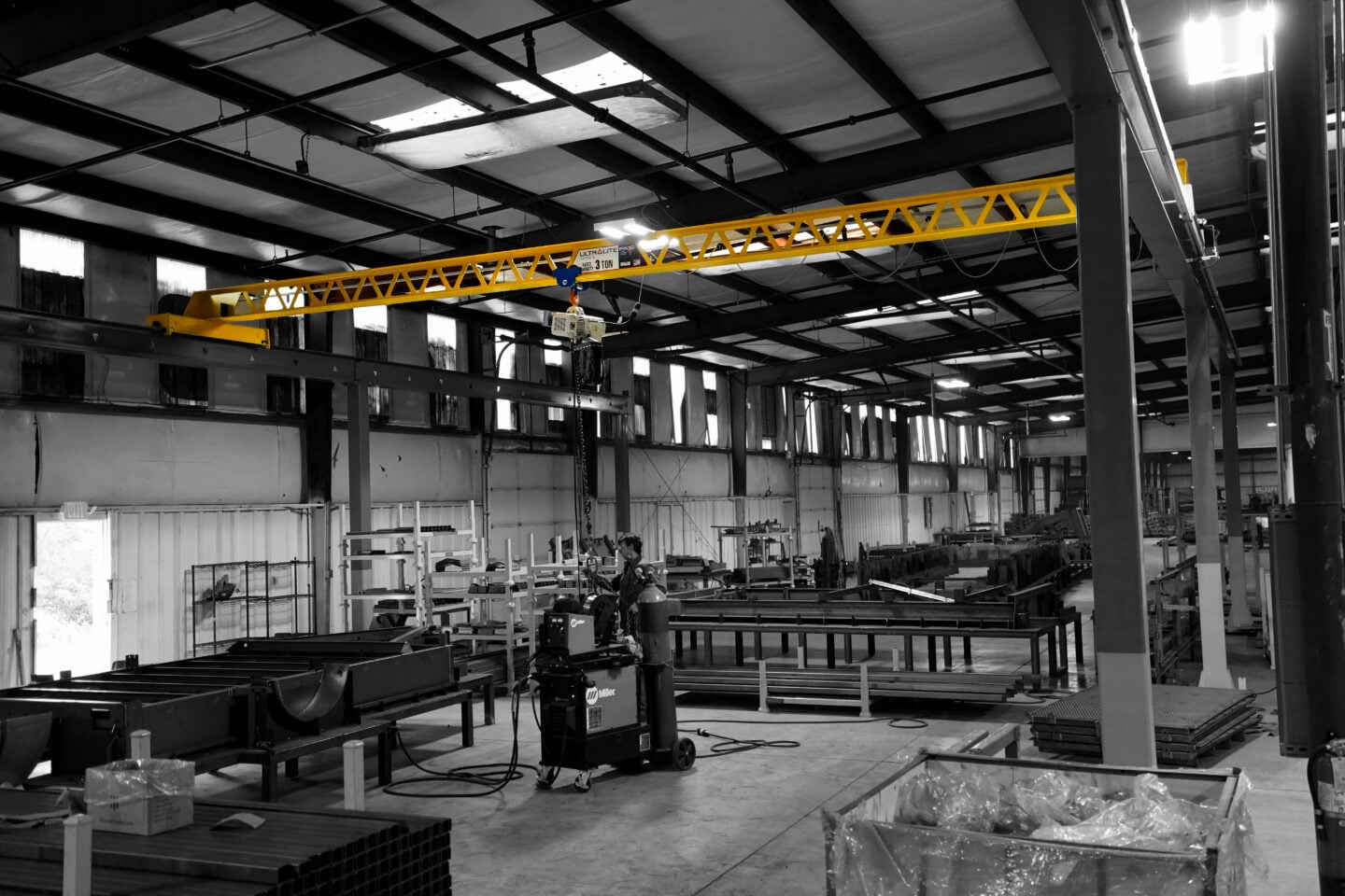 UltraLite Freestanding Bridge Cranes | PWI