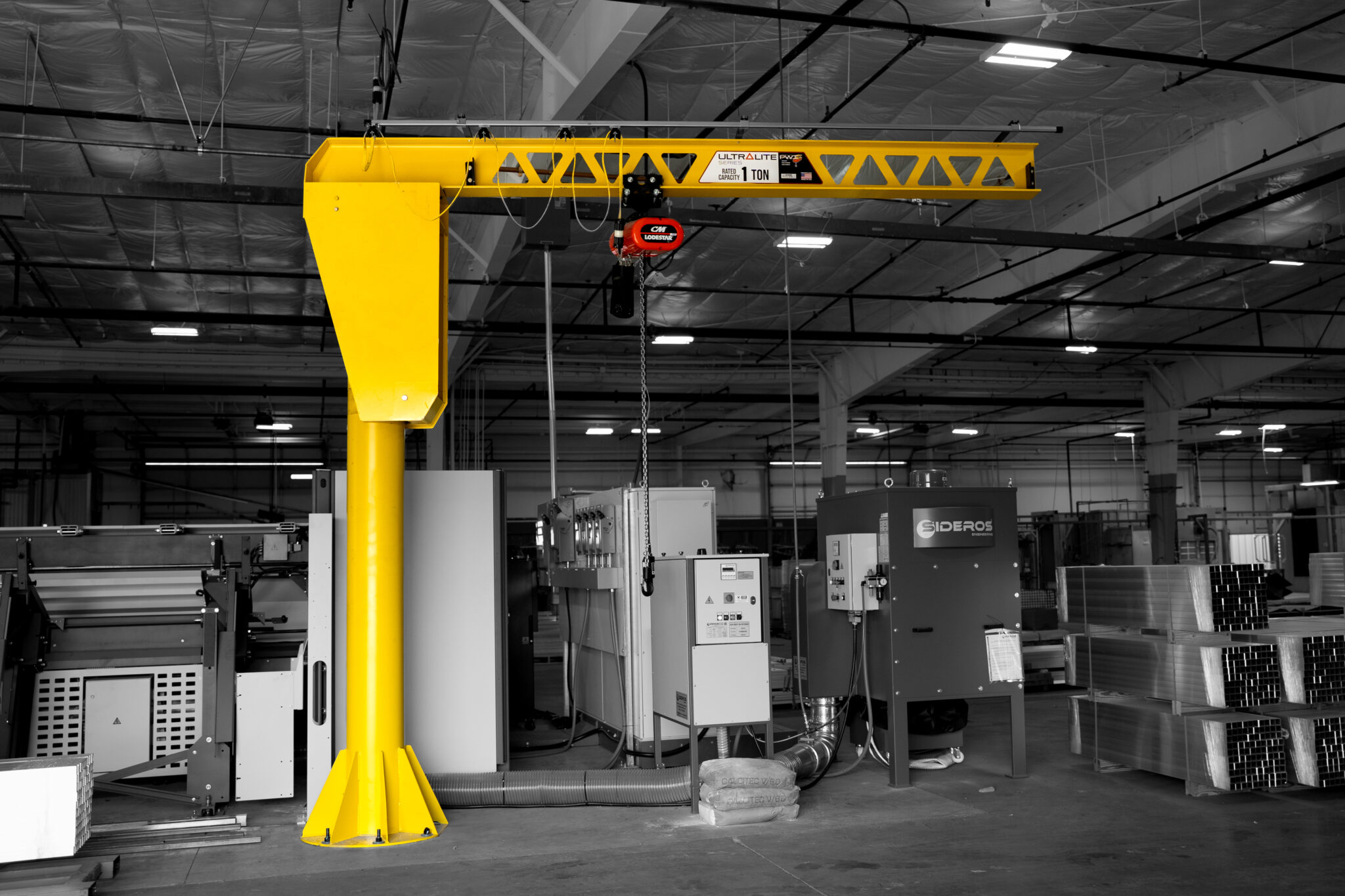 UltraLite Freestanding Jib Cranes | PWI