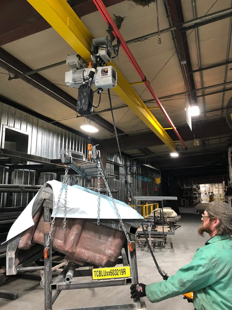 A Guide on Operating Different Types of Hoists | PWI